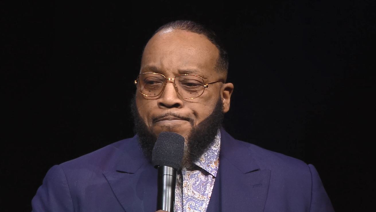Grab Your Tissues: Marvin Sapp's Acceptance Speech at Urban One Honors ...