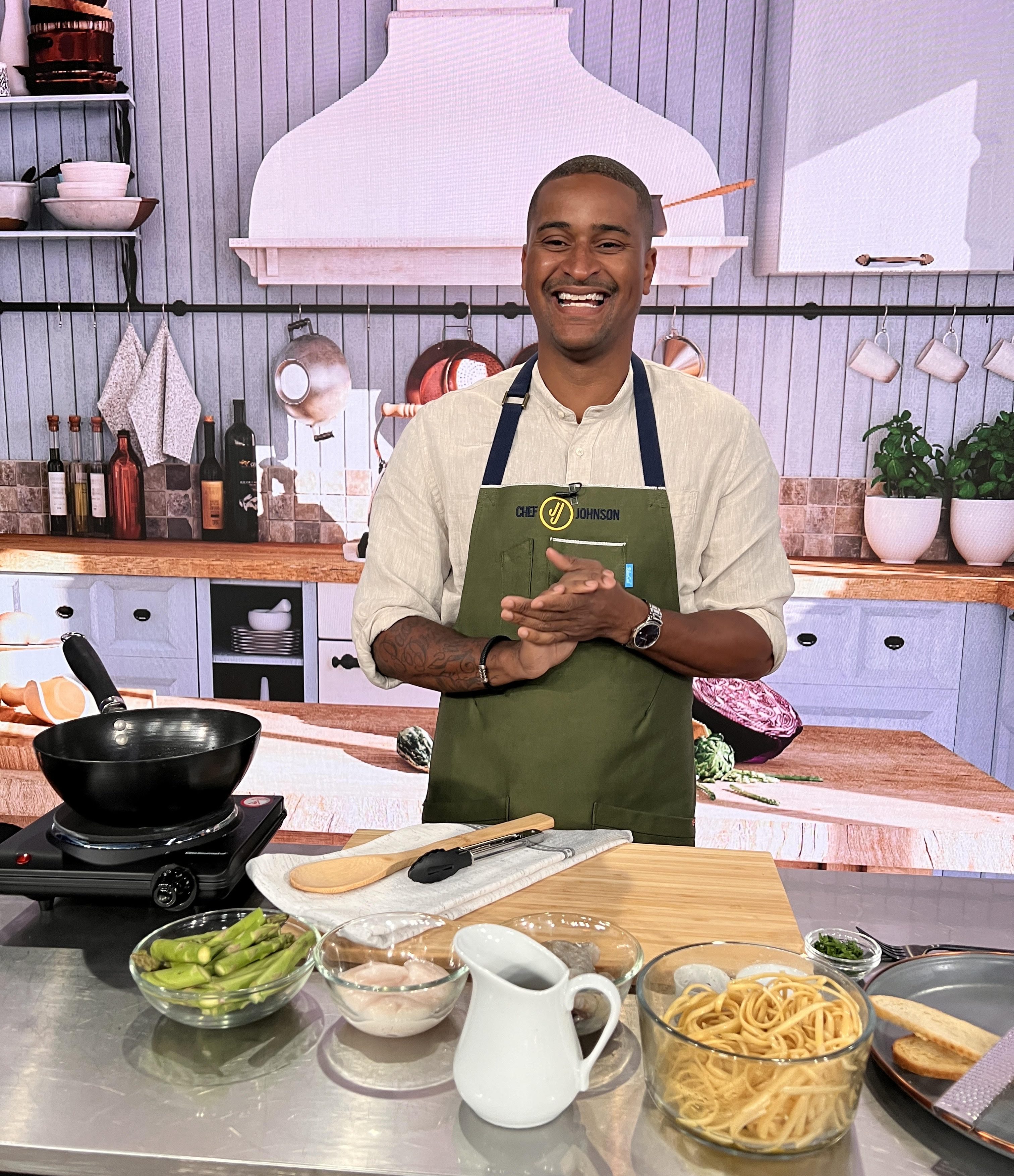 CLEO TV'S CHEF JJ BRINGS A SIGNATURE JUST EATS RECIPE TO E! DAILY POP ...