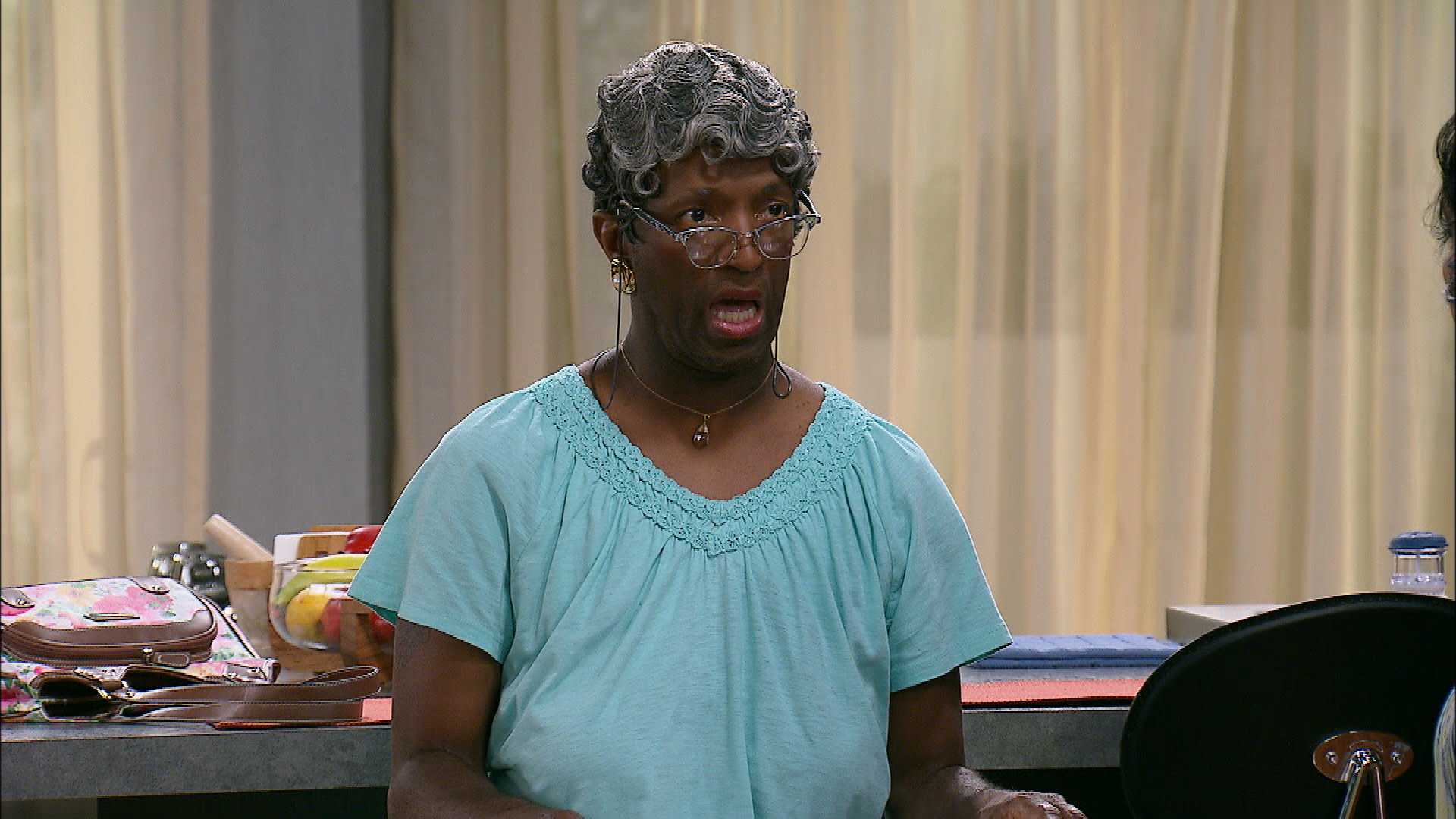 Rickey Smiley: Bernice Cashes in on "Cheesus" - TV One