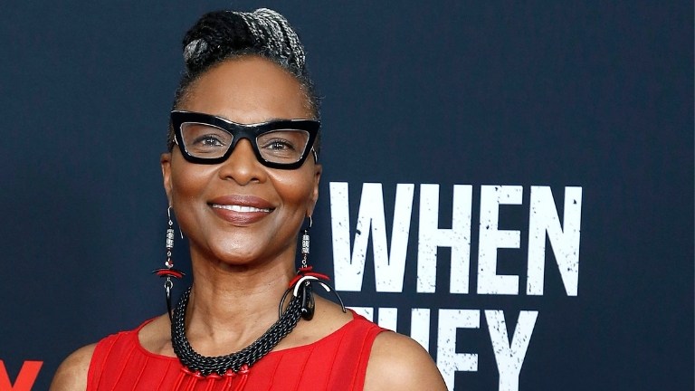 Suzzanne Douglas Dead at 64 - Celebrities Honor ’The Parent ‘Hood ...